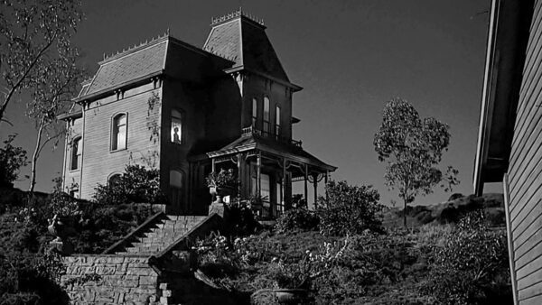 10 Terrifying Horror Movies to Watch with Mom on Mother’s Day ...