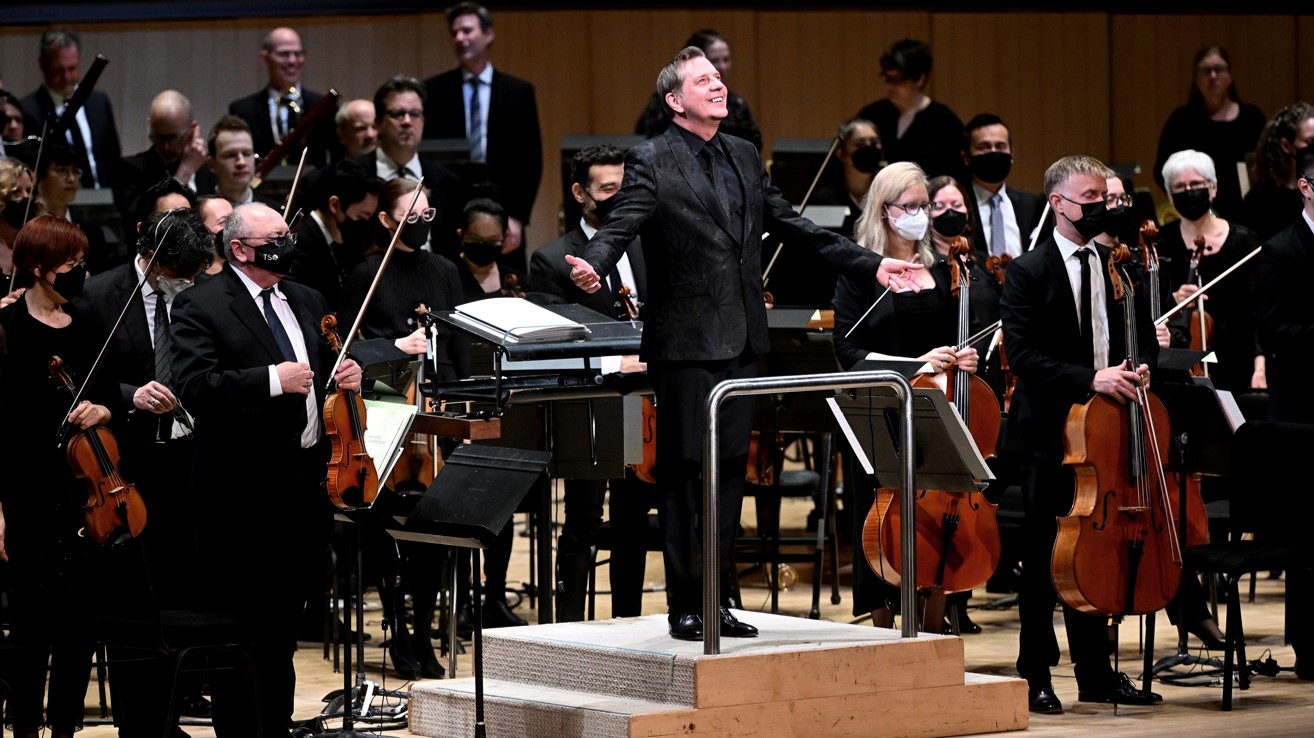 Exclusive: Conductor Steven Reineke Talks 'The Best of John Williams' - HGL