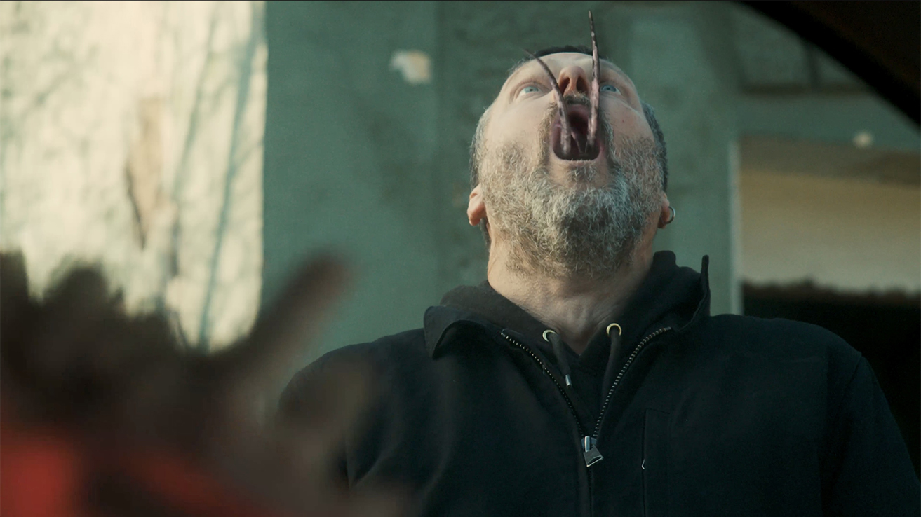 Exclusive: 'Hell Hole' Directors Discuss Using Practical FX in the Gory ...