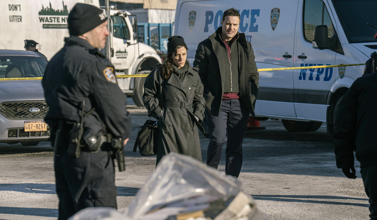 “Michael C. Hall Is a Great Example of Being a Leader”: ‘Dexter ...